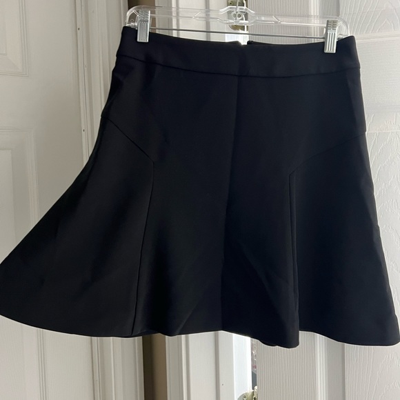 Express | Skirts | Black Side Flare Shirt Zips In The Back | Poshmark